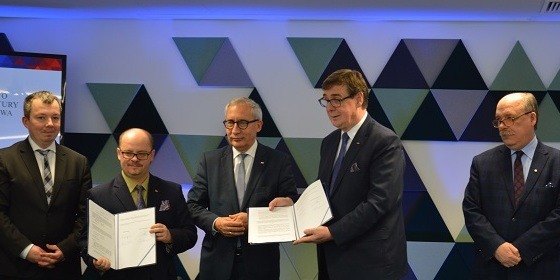 Polish Post and PKP working together on logistics facilities | Post ...