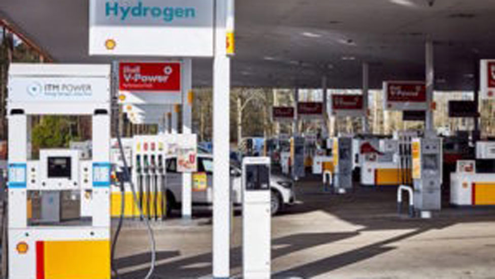 Shell opens hydrogen refuelling station on M40 | Post & Parcel