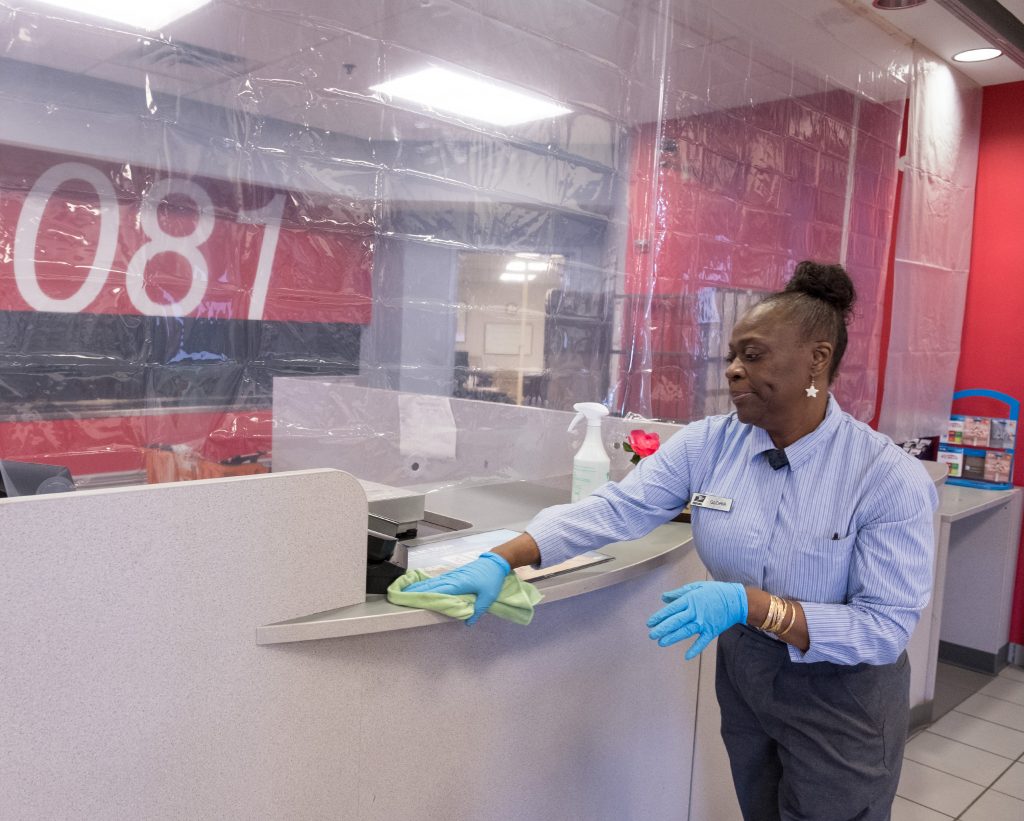 USPS reports quarterly loss of $3.0 billion | Post & Parcel