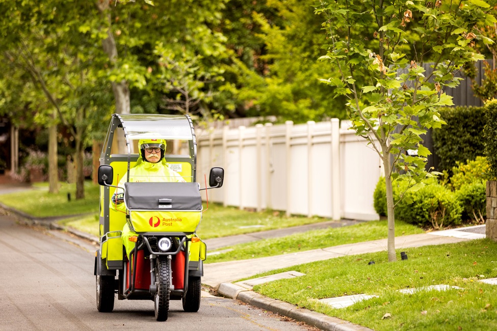 Australia Post: More than 50 postal workers are falling victim to dog-related incidents each ...